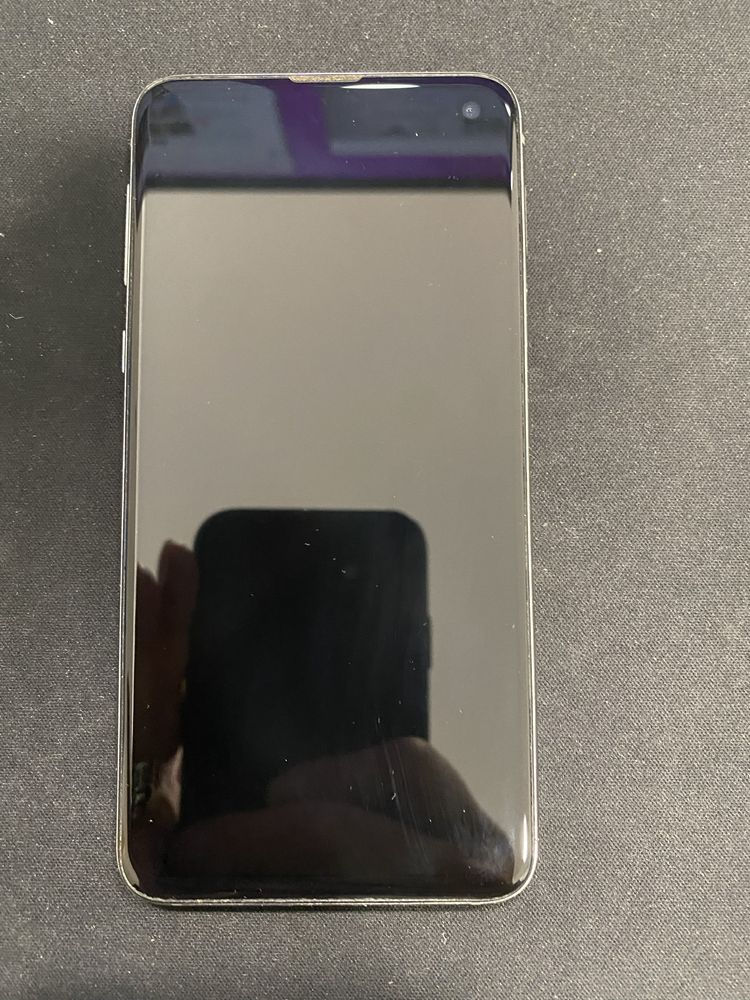 Samsung s10e