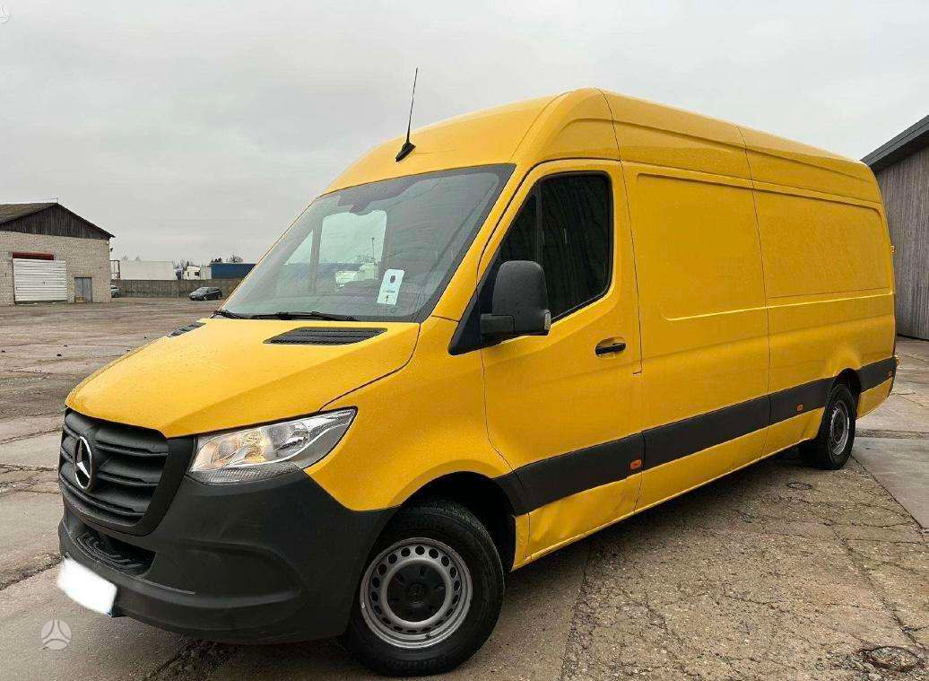 Mercedes Sprinter an. 2020 cu rulaj 223000 km, Diesel, 15700