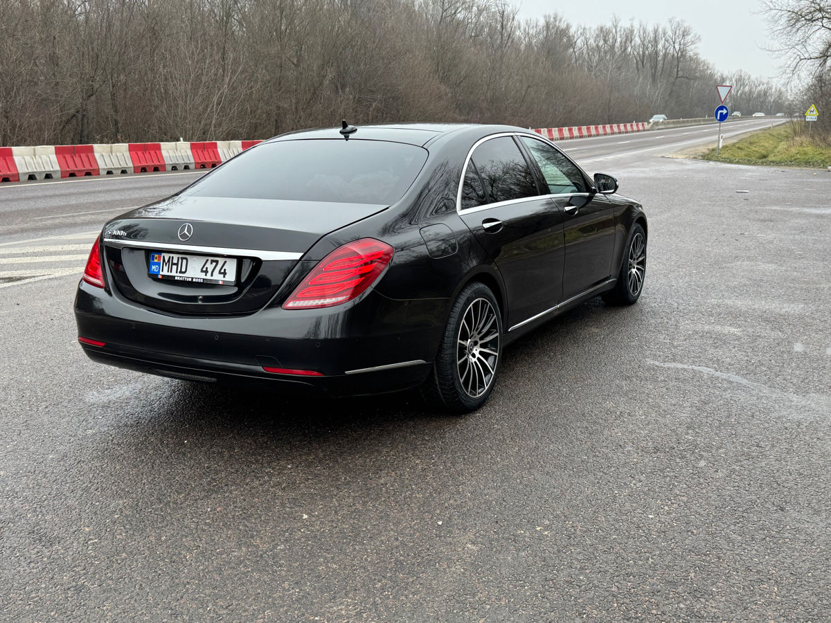 Mercedes S-Class