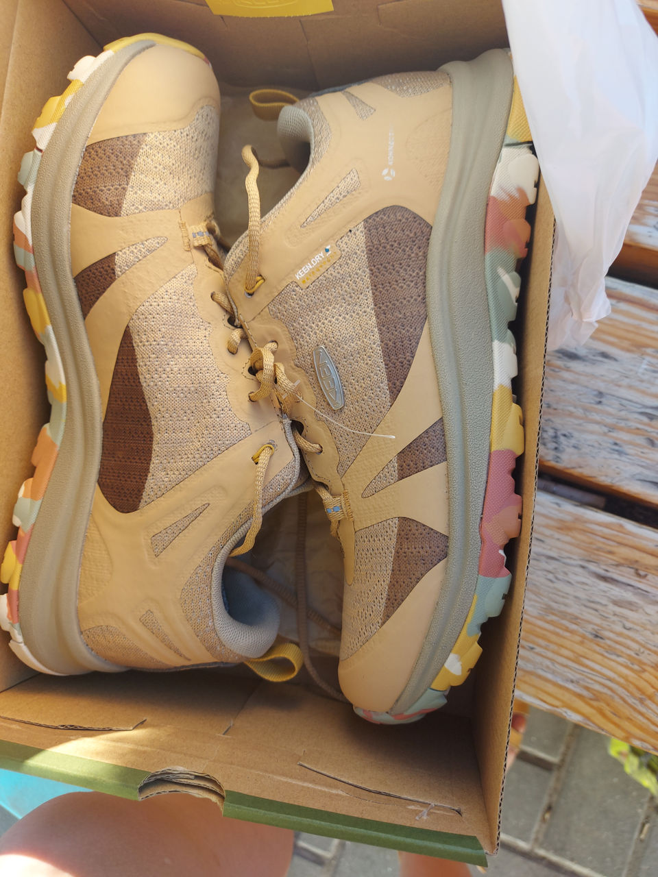 Ghete / adidasi de munte/ trail