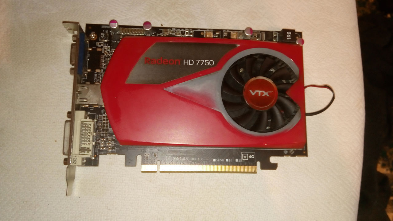 AMD Radeon HD 7750 4GB