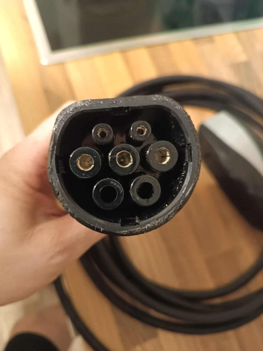Încărcător original Tesla Mobile Connector Gen 2