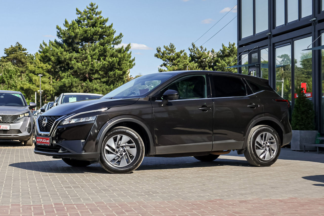 Nissan Qashqai 2022 г. с пробегом 127200 км, Бензин, 18950