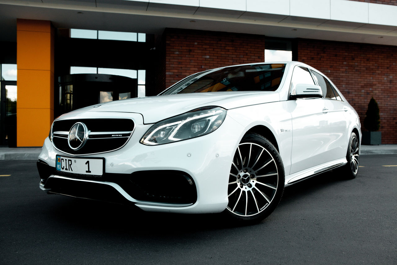 24/24 VIP Taxi - Mercedes AMG E63 (1)