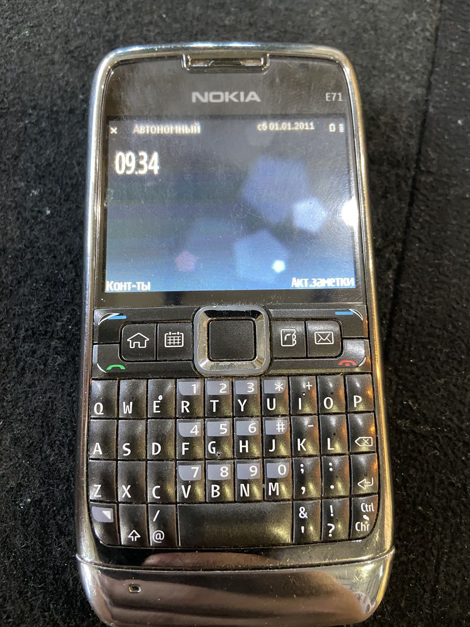 Продам Nokia N71