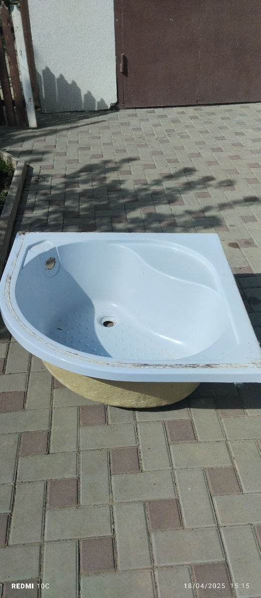 Cada din plastic