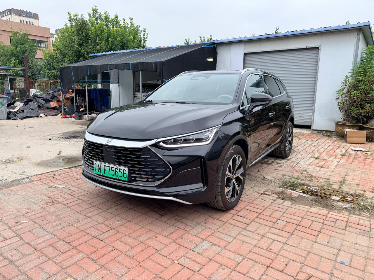 Byd Tang an. 2025 cu rulaj 1 km, Plug-in Hybrid (benzină), 27800