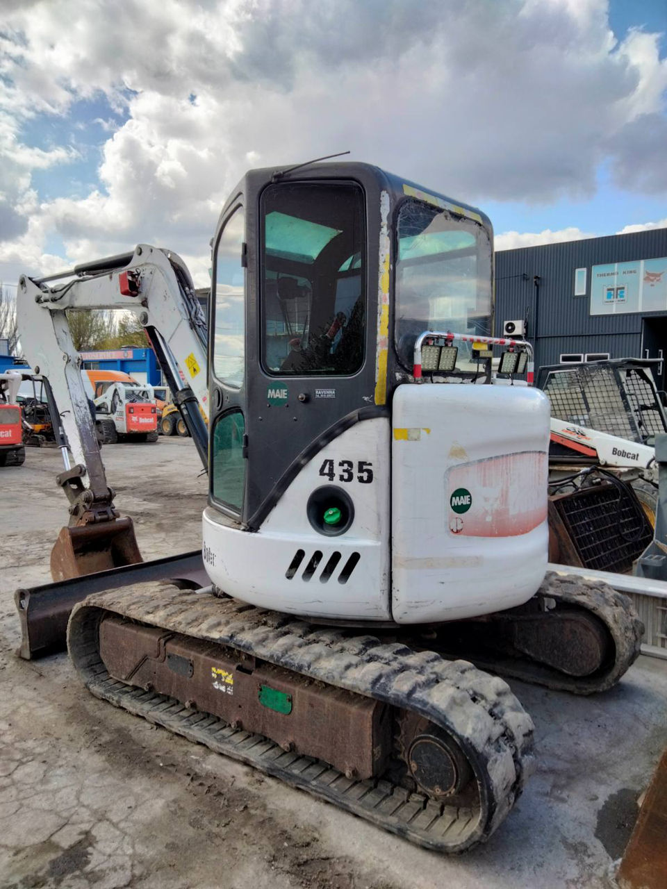 Bobcat 435