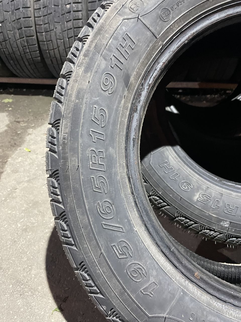 Новая Belshina 195/65 r15 всесезонка