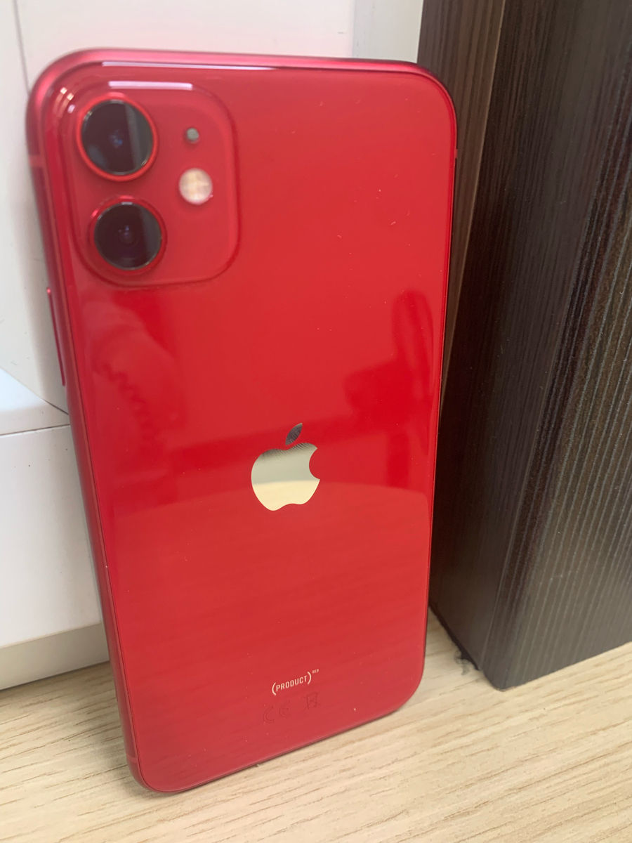iPhone 11 4/128 GB 8990 LEI