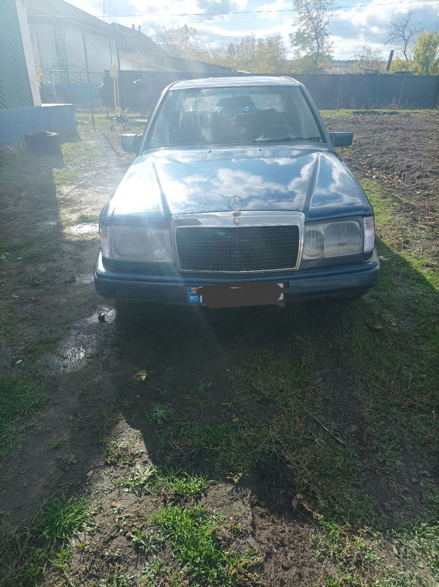 Mercedes Series (W123) 1986 г. с пробегом 25000 км, Бензин, 1500