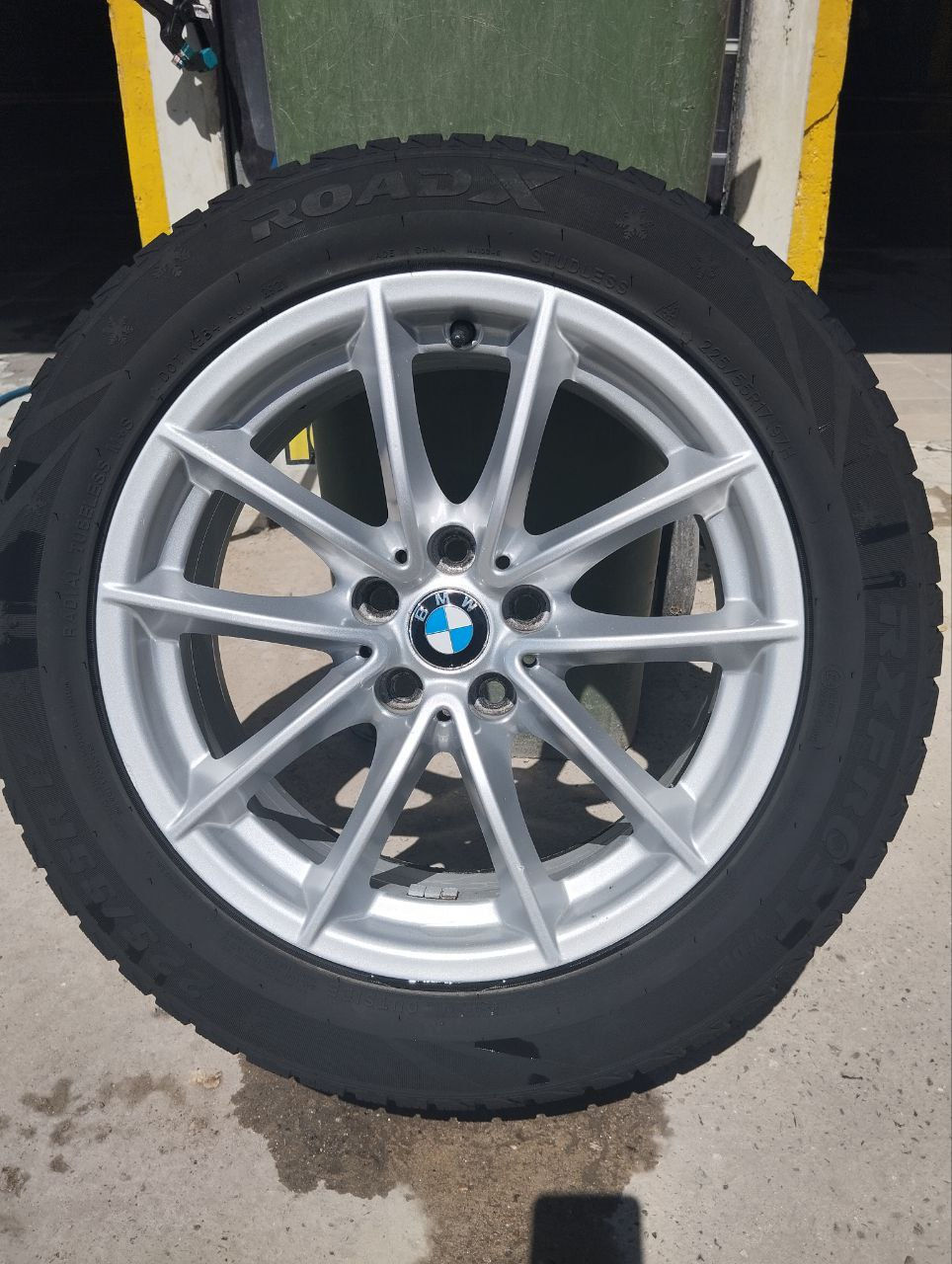 Jante BMW G30 R17 + Anvelope de iarna 225 55 R17