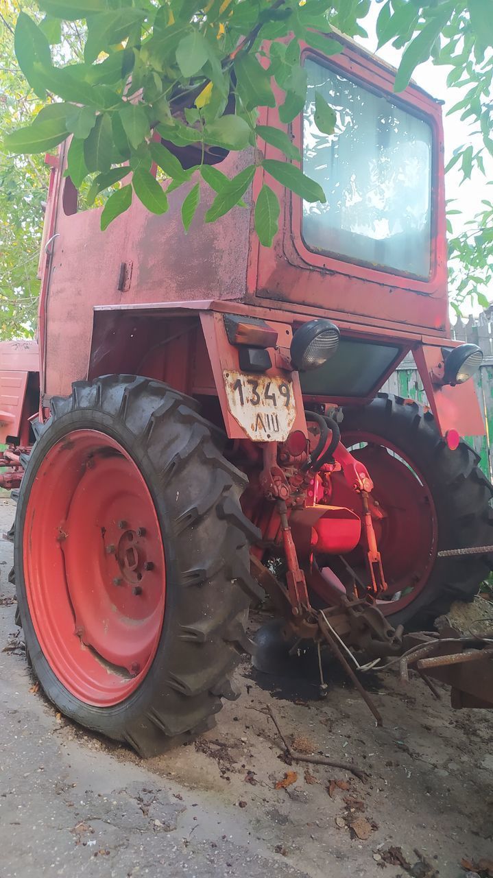 Tractor T25
