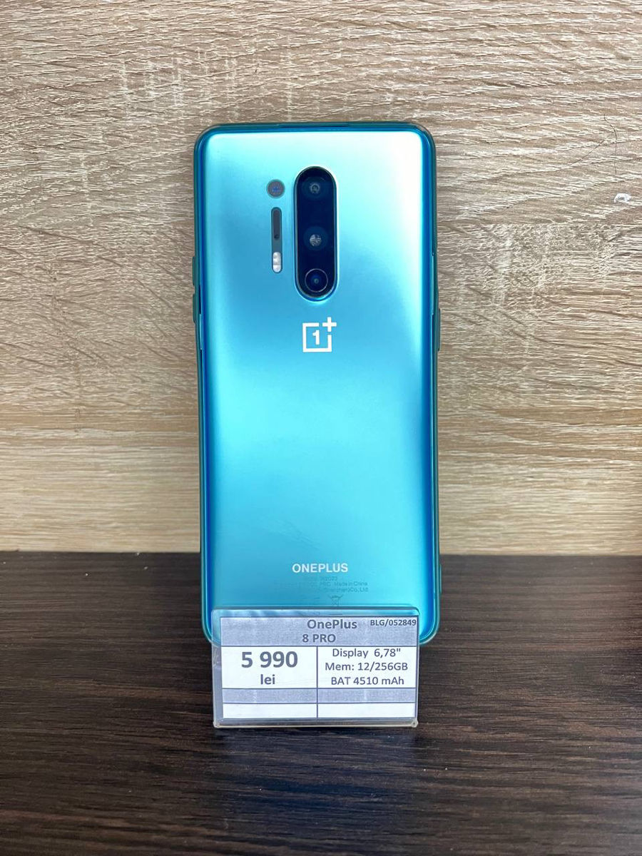 OnePlus 8 Pro