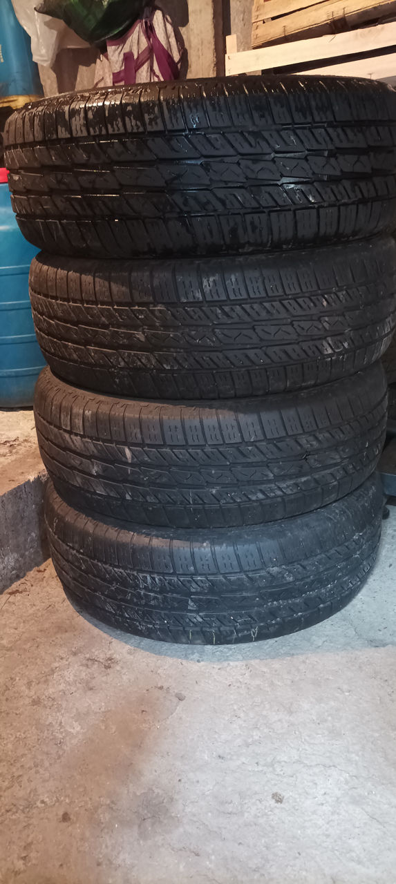 235/65 R17