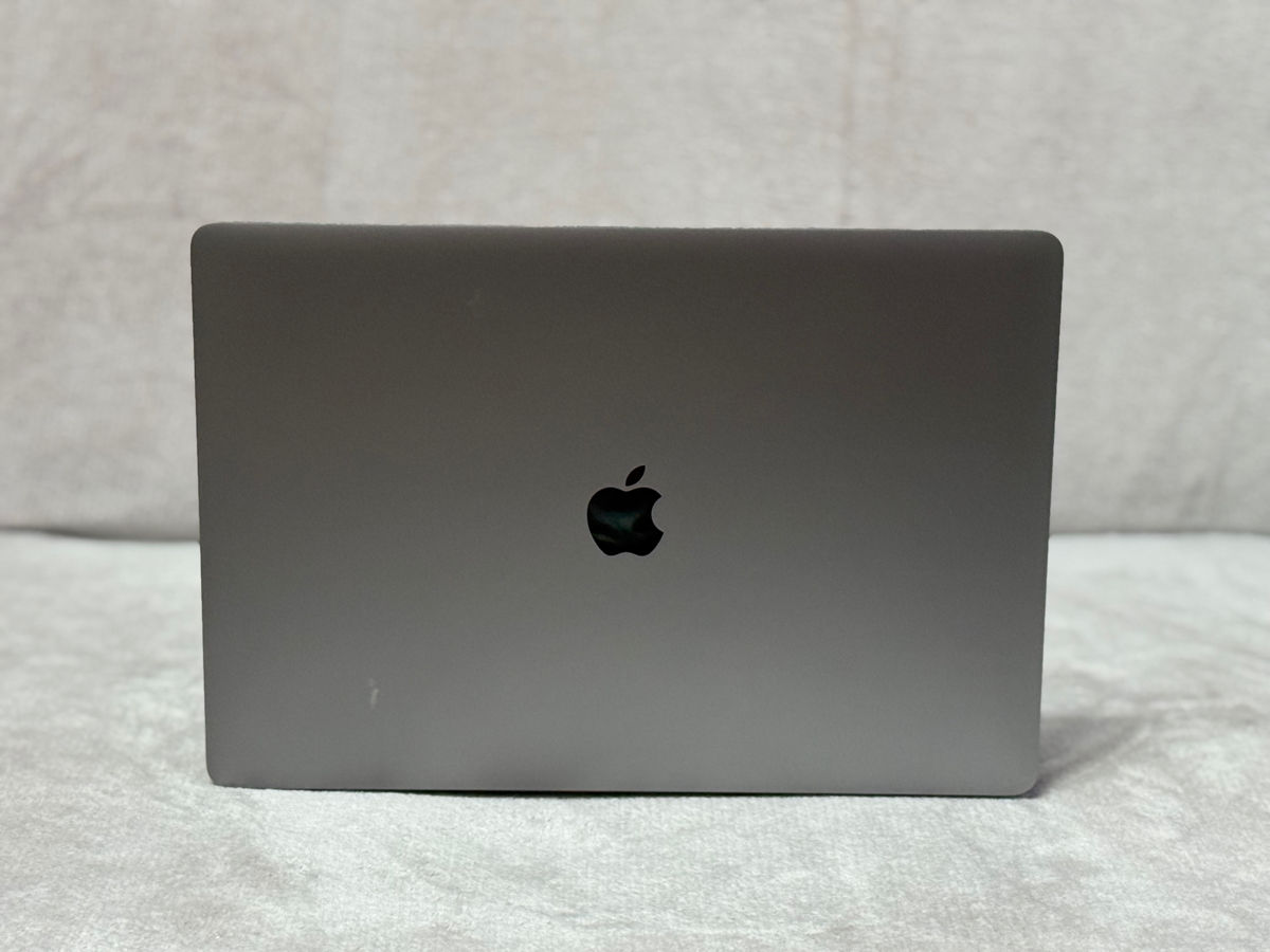 MacBook Pro 15/32Gb/Radeon Pro 560X