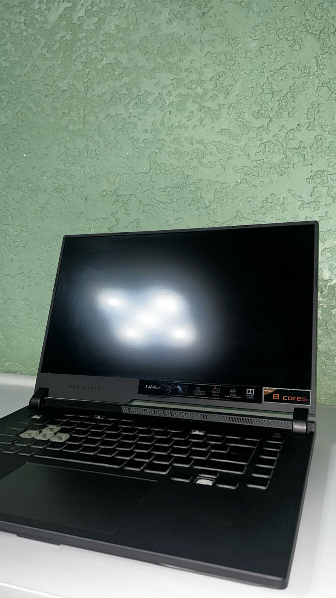 Laptop Asus Rog Strix G15