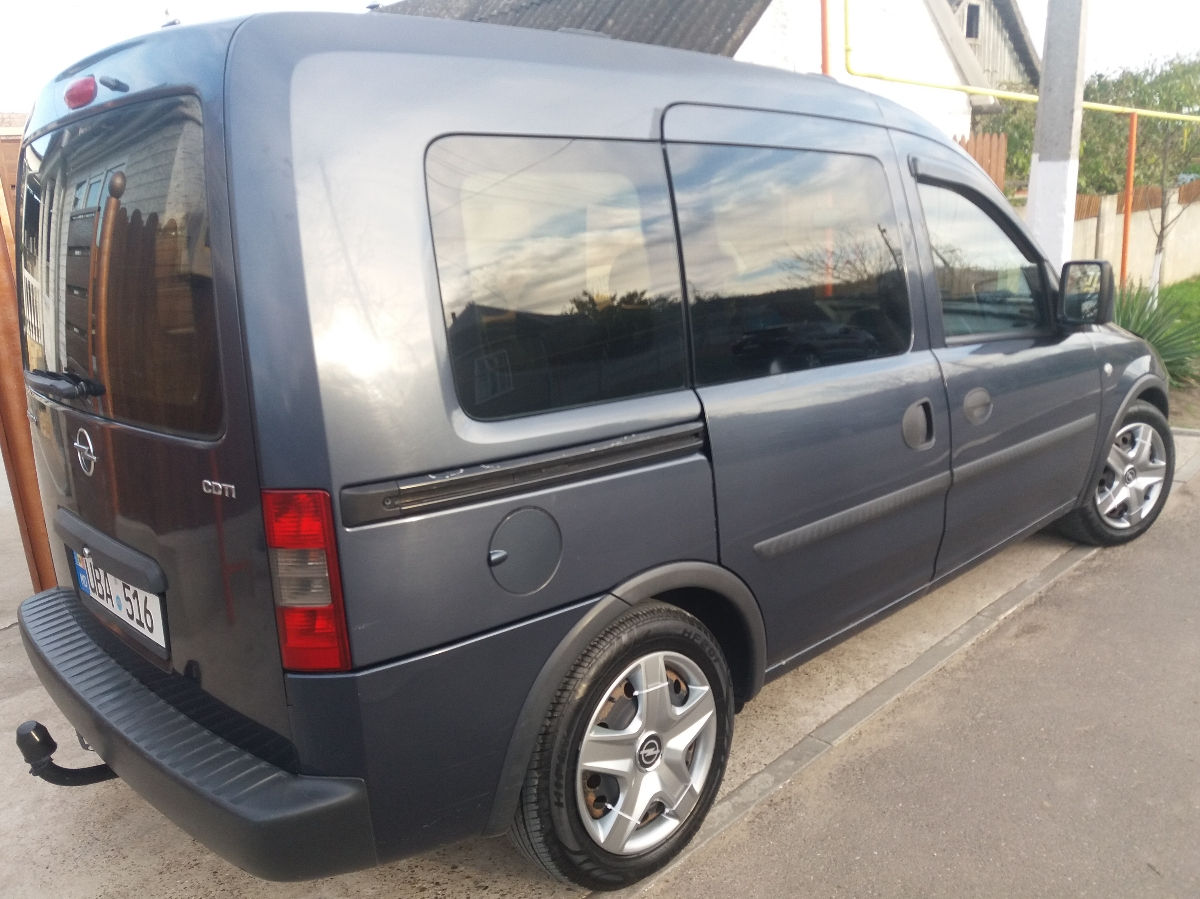 Opel Combo an. 2007 cu rulaj 256000 km, Diesel, 4500