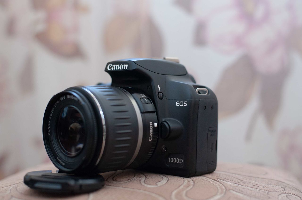 Canon 1000D kit