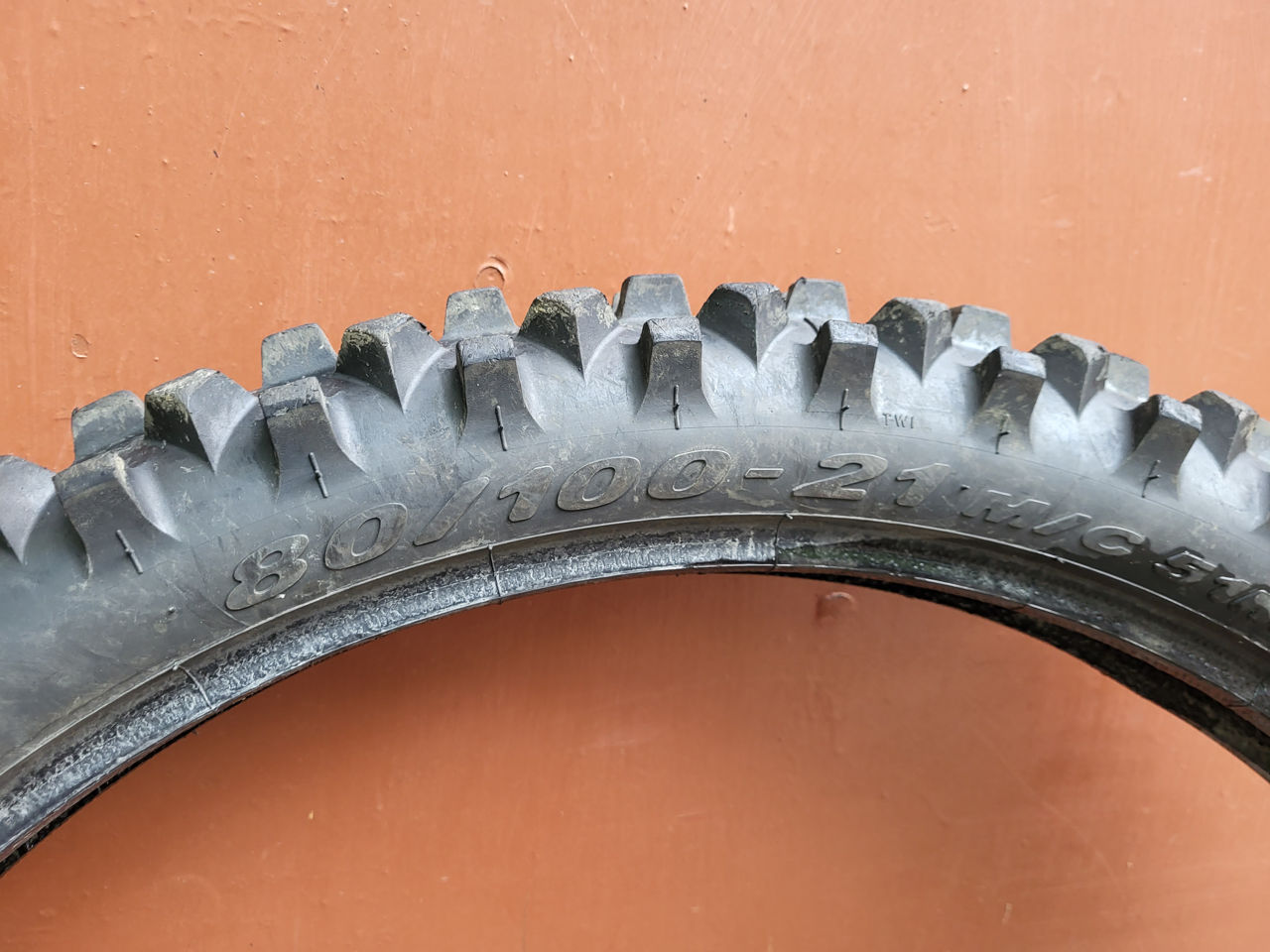 Anvelope Motocross 80/100/21 avem diferite marimi