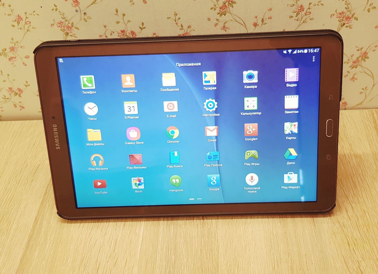 Планшет Samsung Galaxy Tab E 9.6" 8Gb Black (SM-T561)