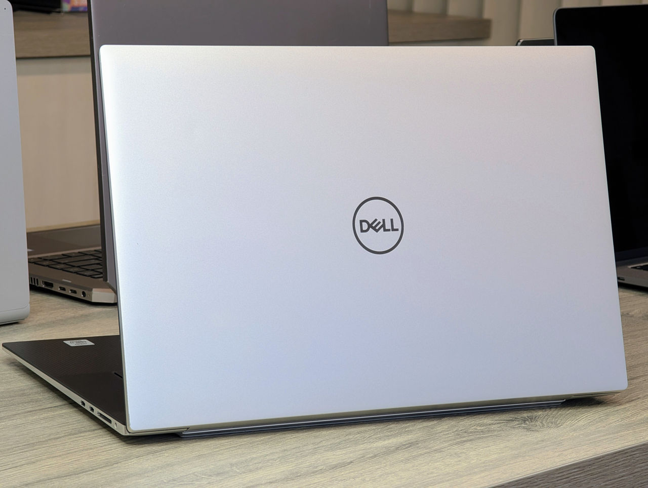 Dell Precision 5760 | Intel i7 11850H | Nvidia RTX A2000 | 32GB | 512GB ...