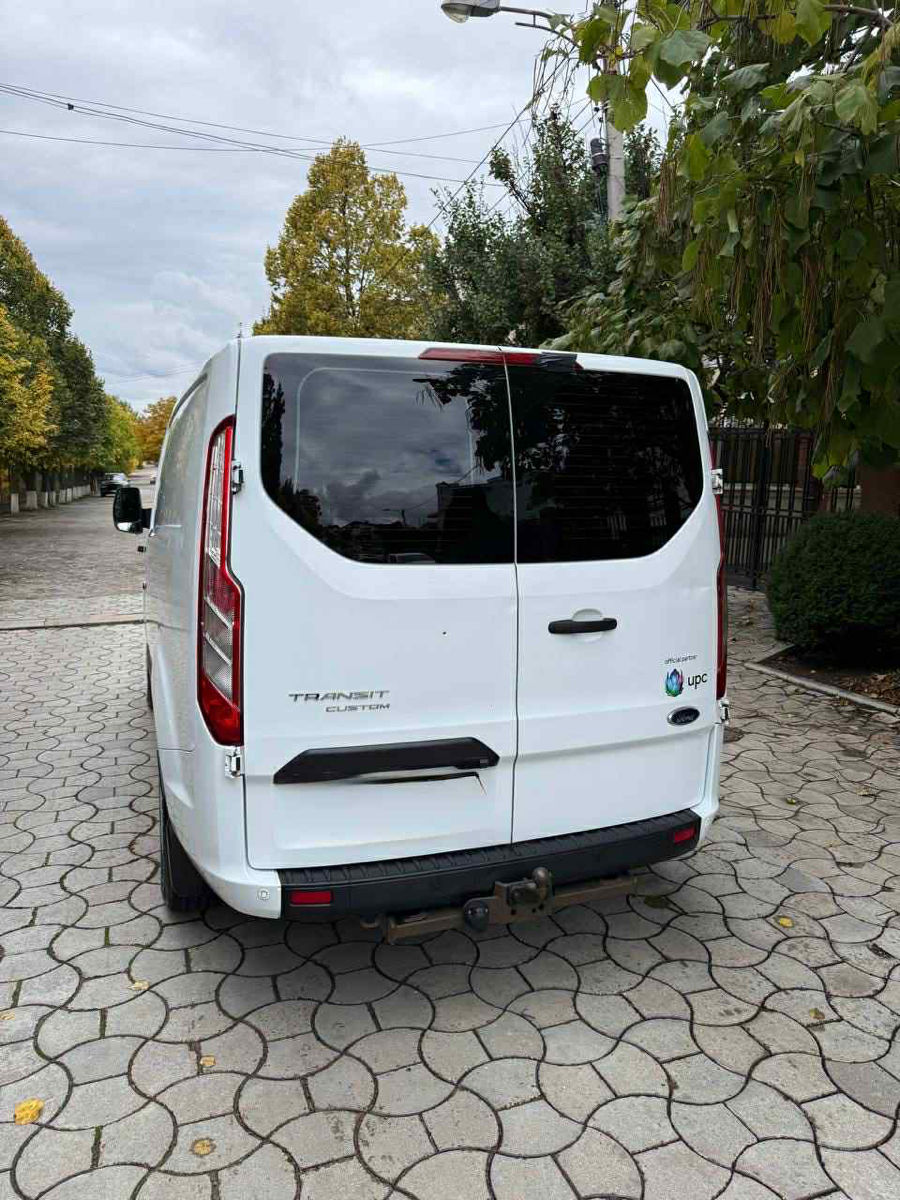 Ford Transit Customs an. 2019 cu rulaj, Diesel, 9500