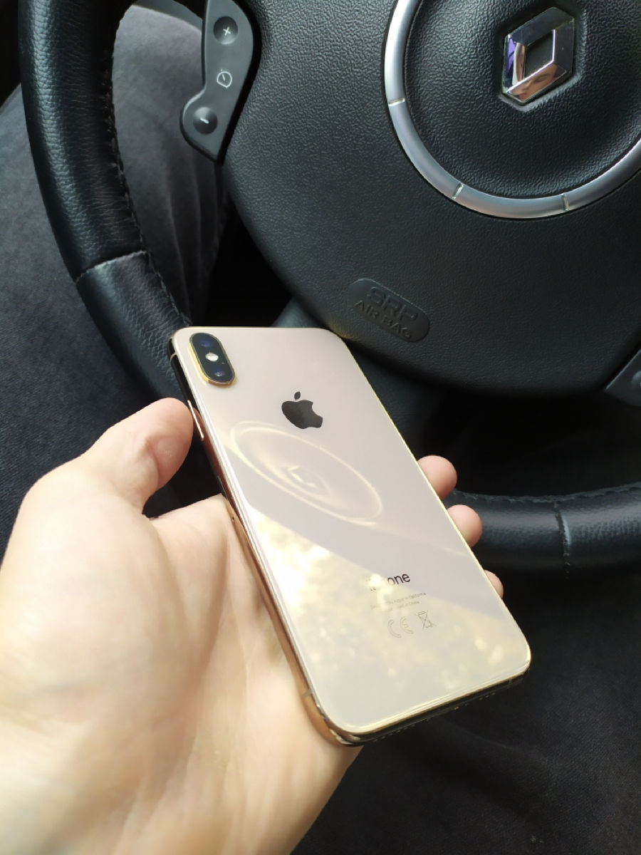 Iphone Xs Gold