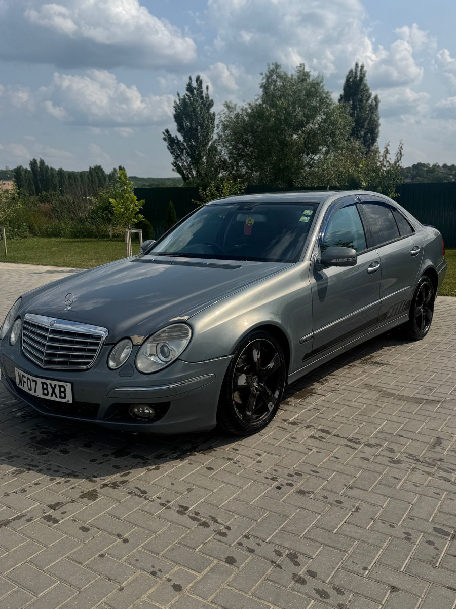 Mercedes E-Class 2007 г. с пробегом 290000 км, Дизель, 2450