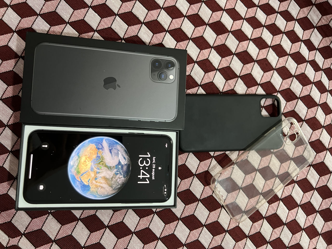 Vind iphone 11 pro Max 64GB