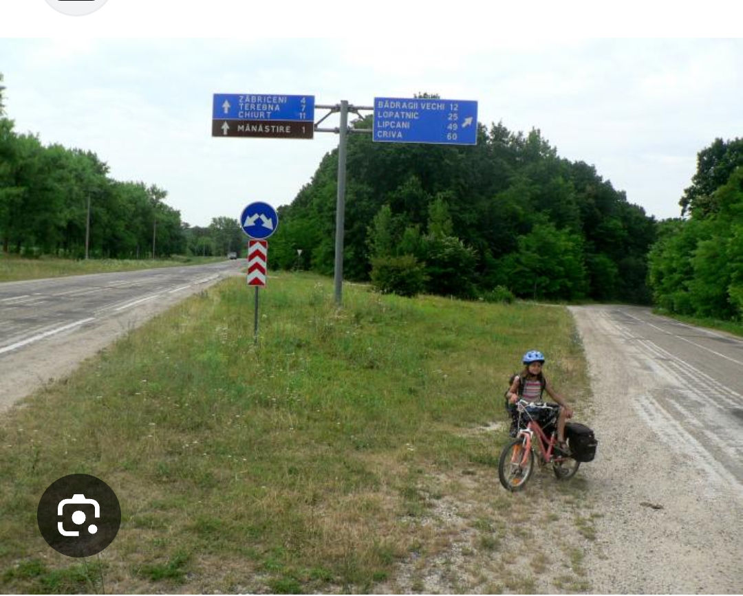 Lot pentru constructie 30 ari langa Defileu si Padure