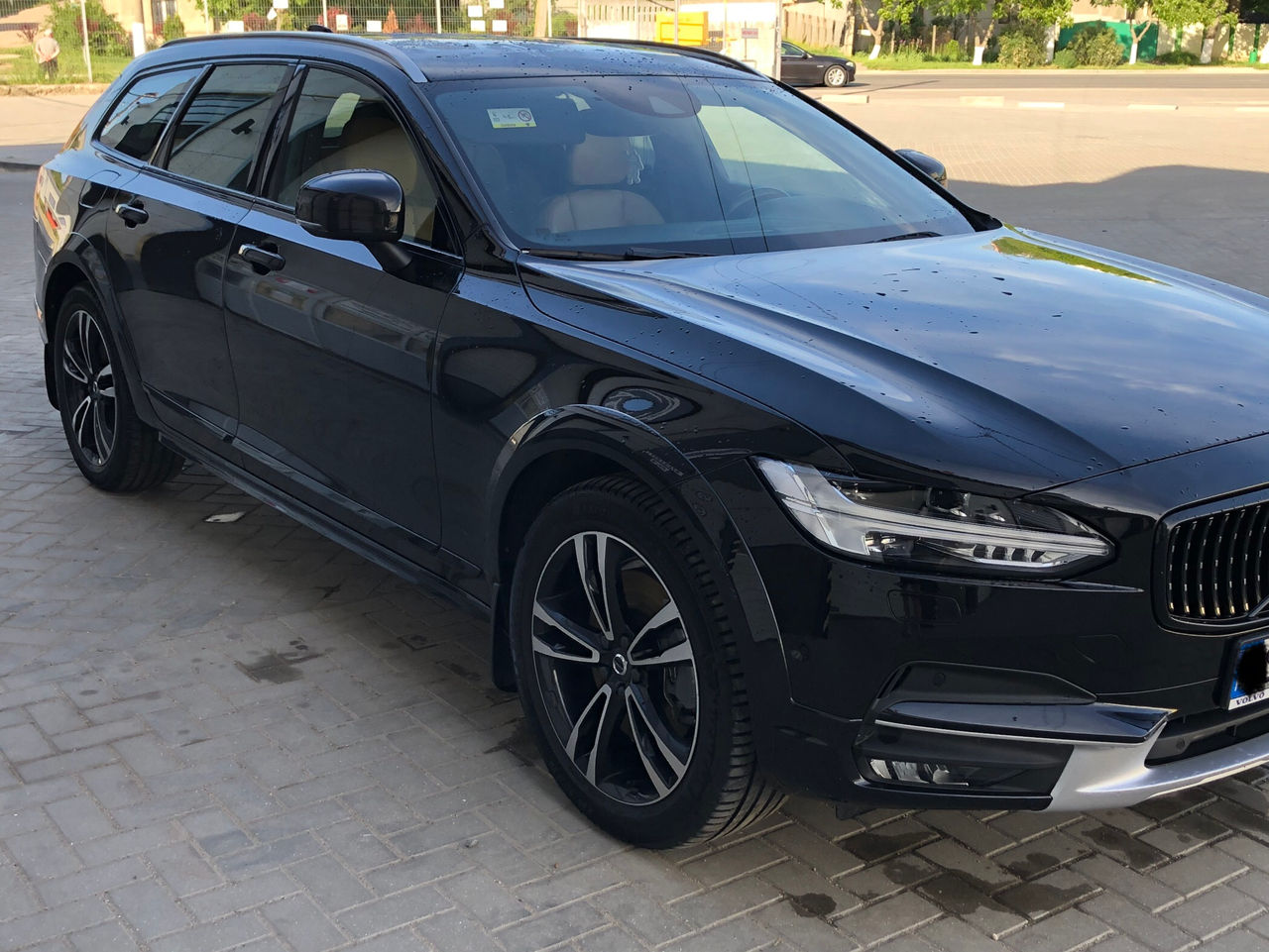 Volvo V90 Cross Country