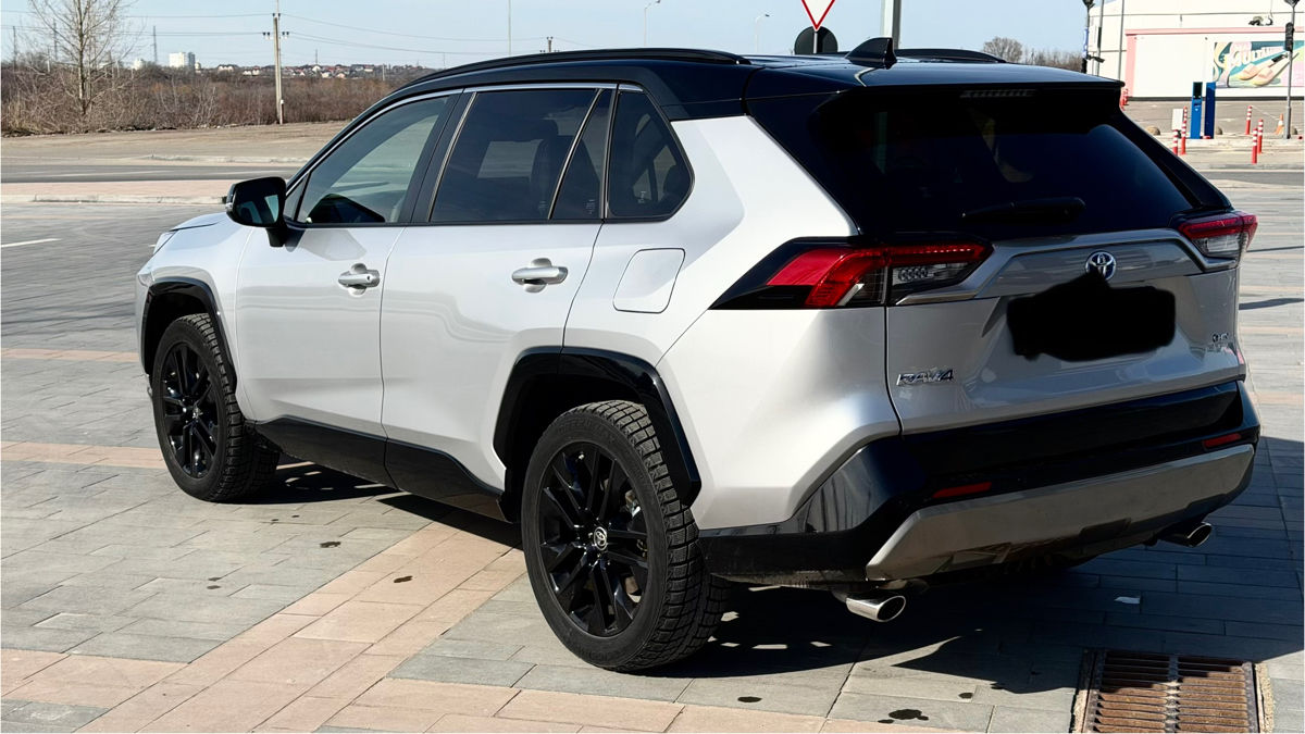 Toyota Rav 4 an. 2025 cu rulaj 9 km, Hybrid, 37599