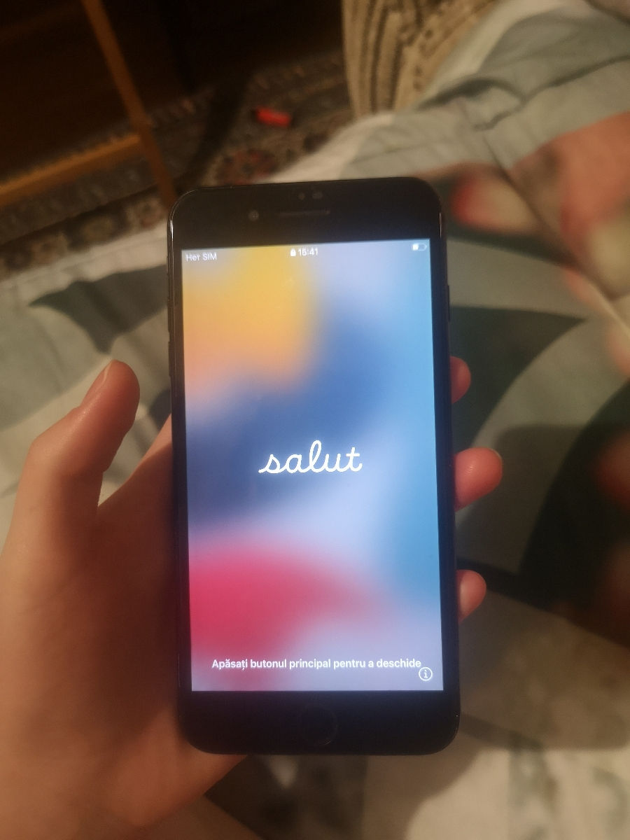 Se vinde iPhone 7 plus