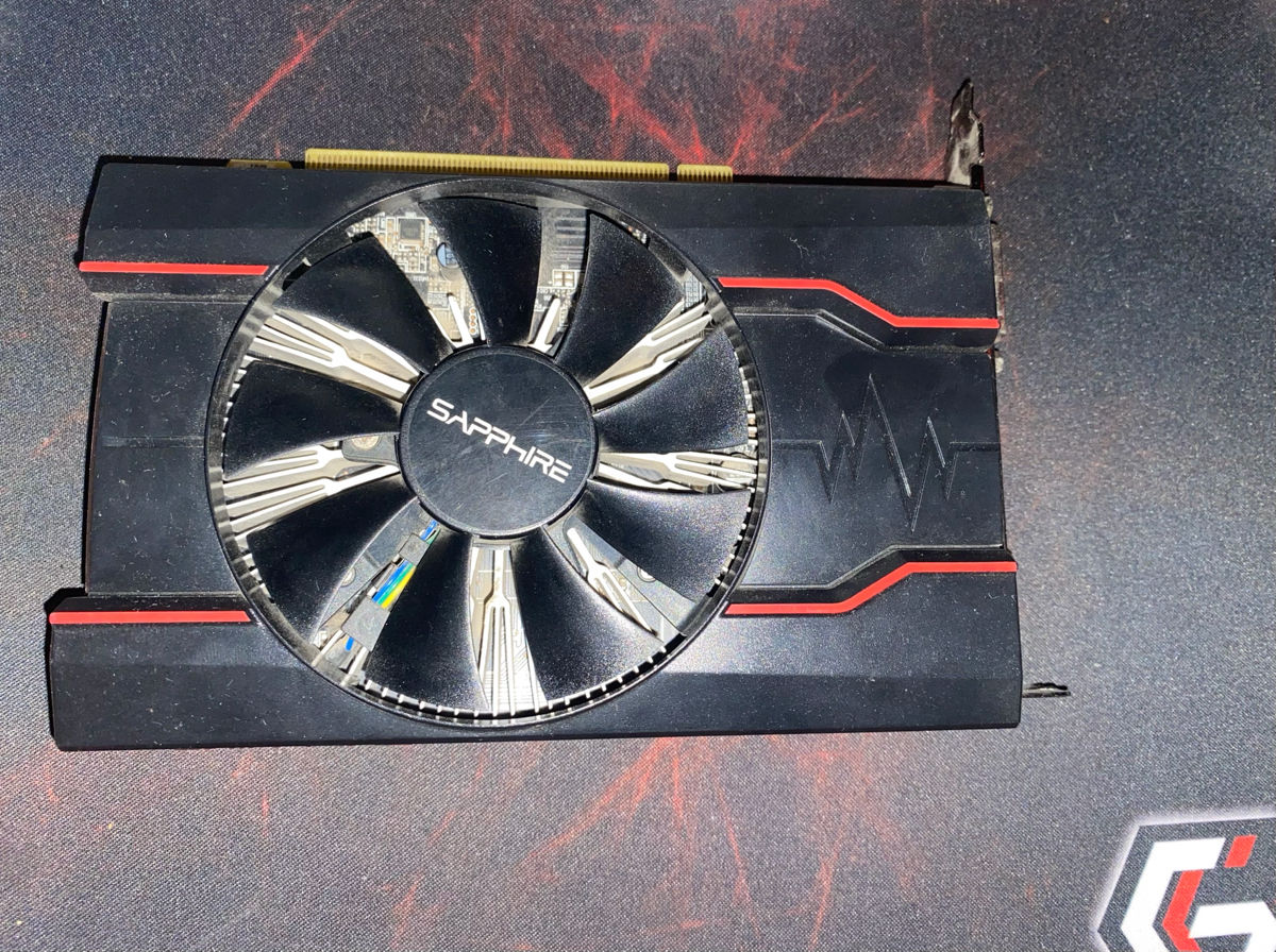 видеокарта - AMD 550 RADION RX550-550 series