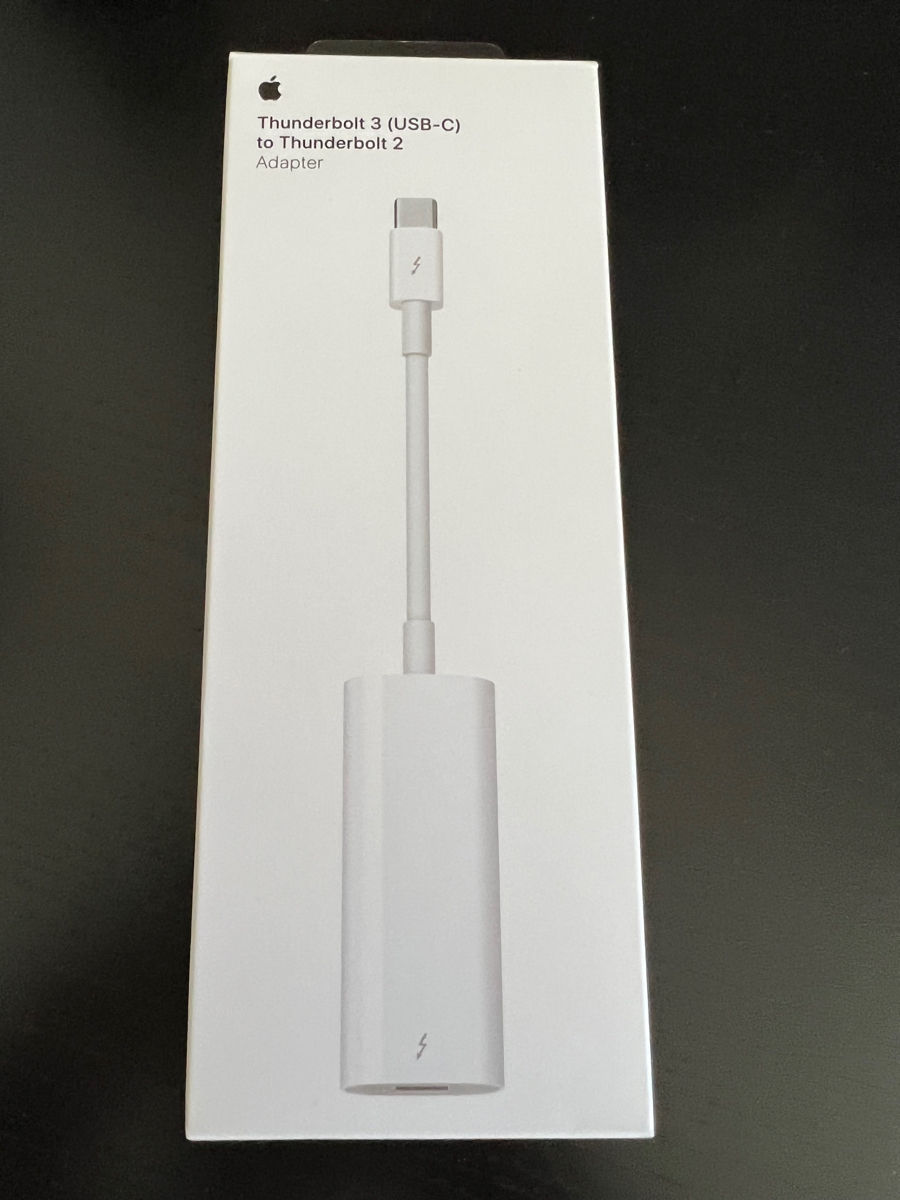 Thunderbolt 3 (USB-C) to Thunderbolt 2 Adapter new , nou , новый