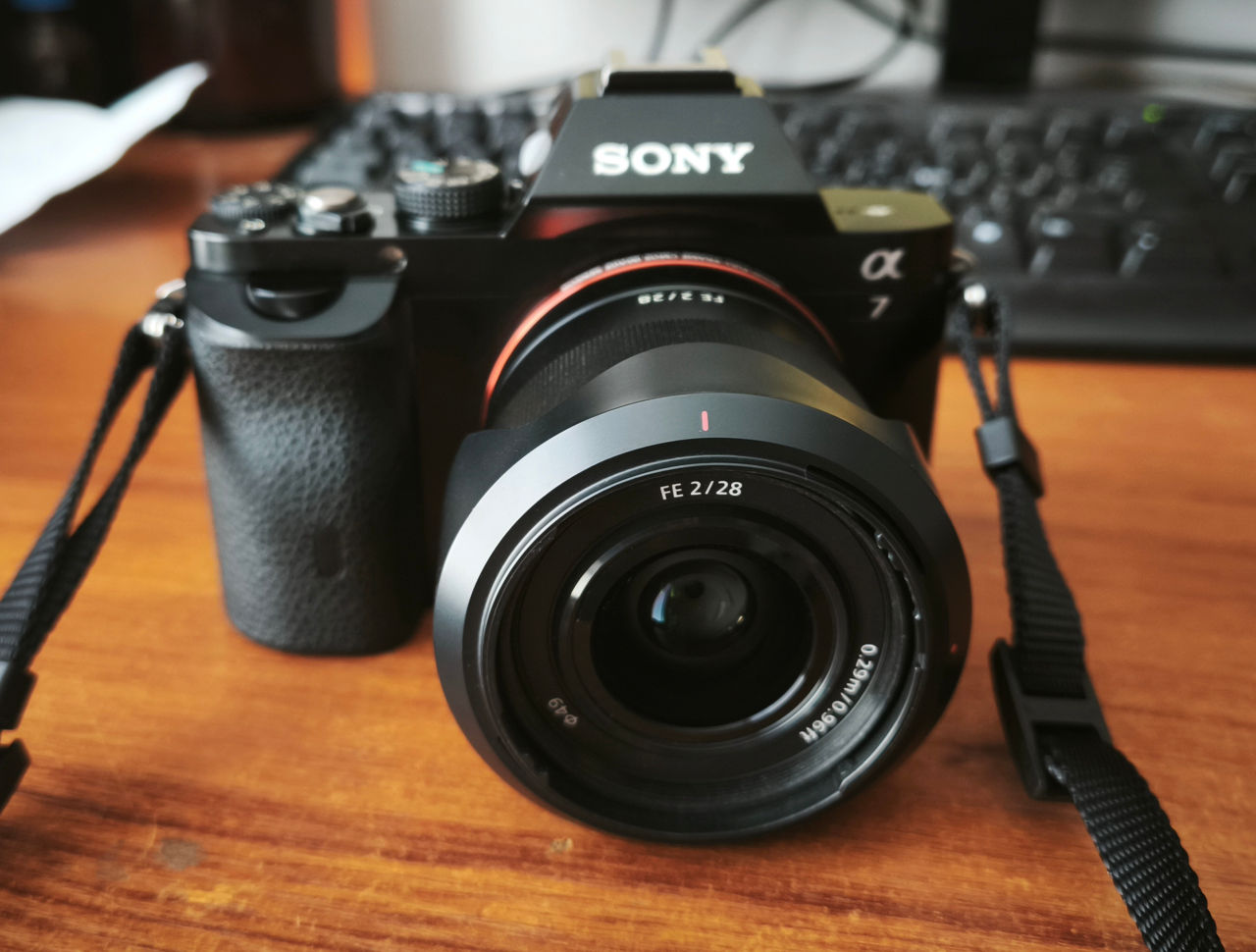 Sony A7 + obiectiv: Sony 28mm F2 - 840 euro