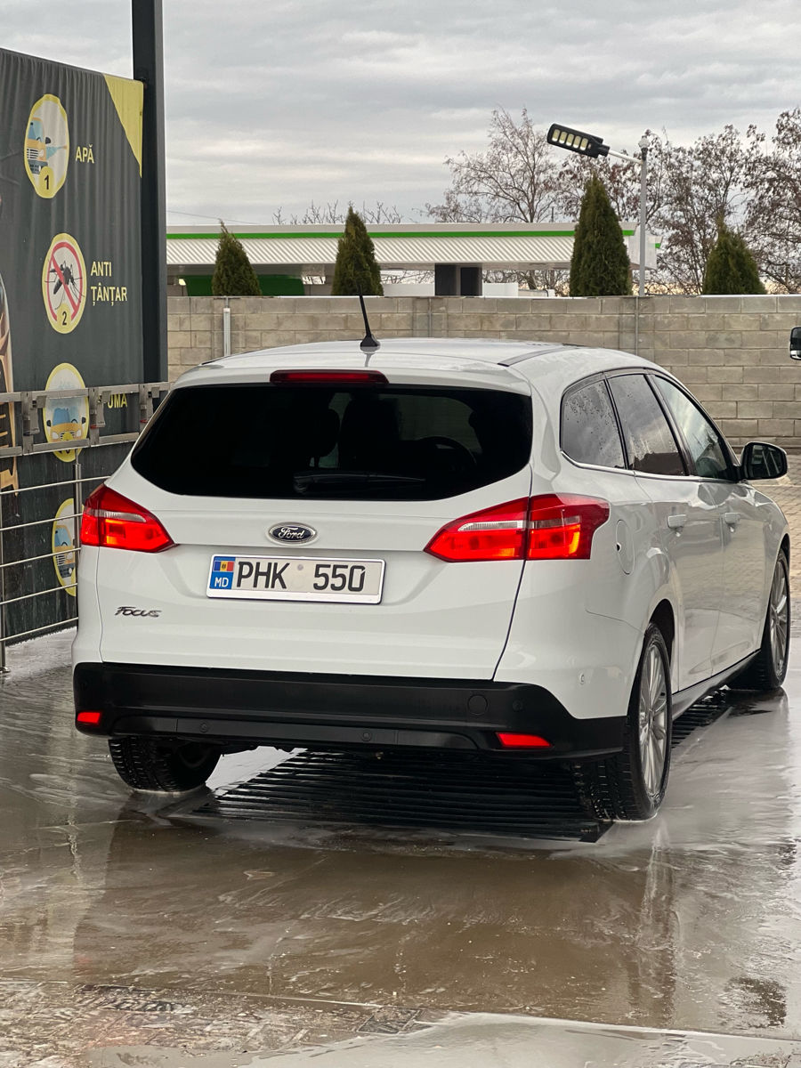 Ford Focus an. 2018 cu rulaj 210000 km, Diesel, 9900