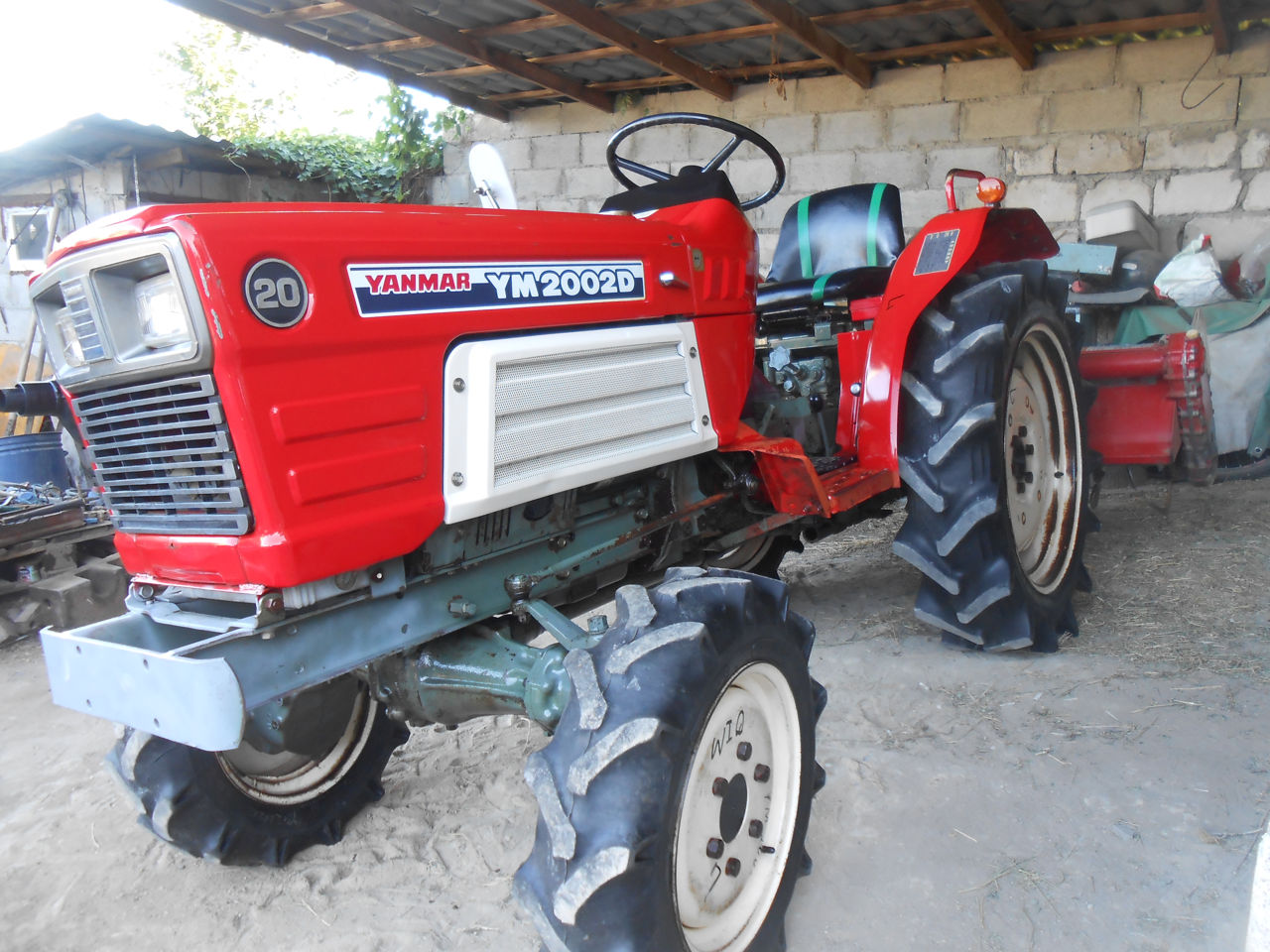 Vand Tractor Japonez acum adus 20 cp