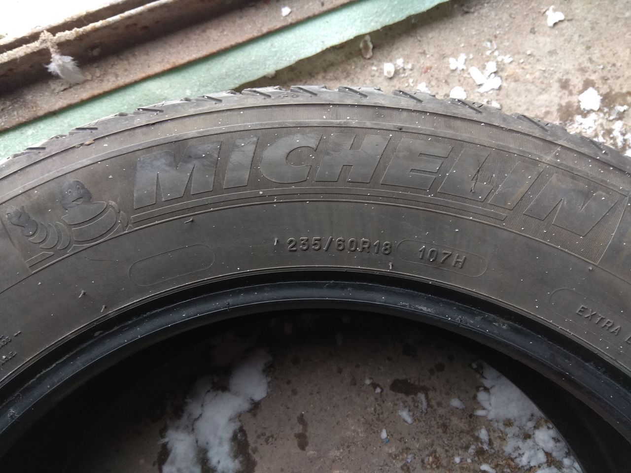 Michelin 235/60 R18