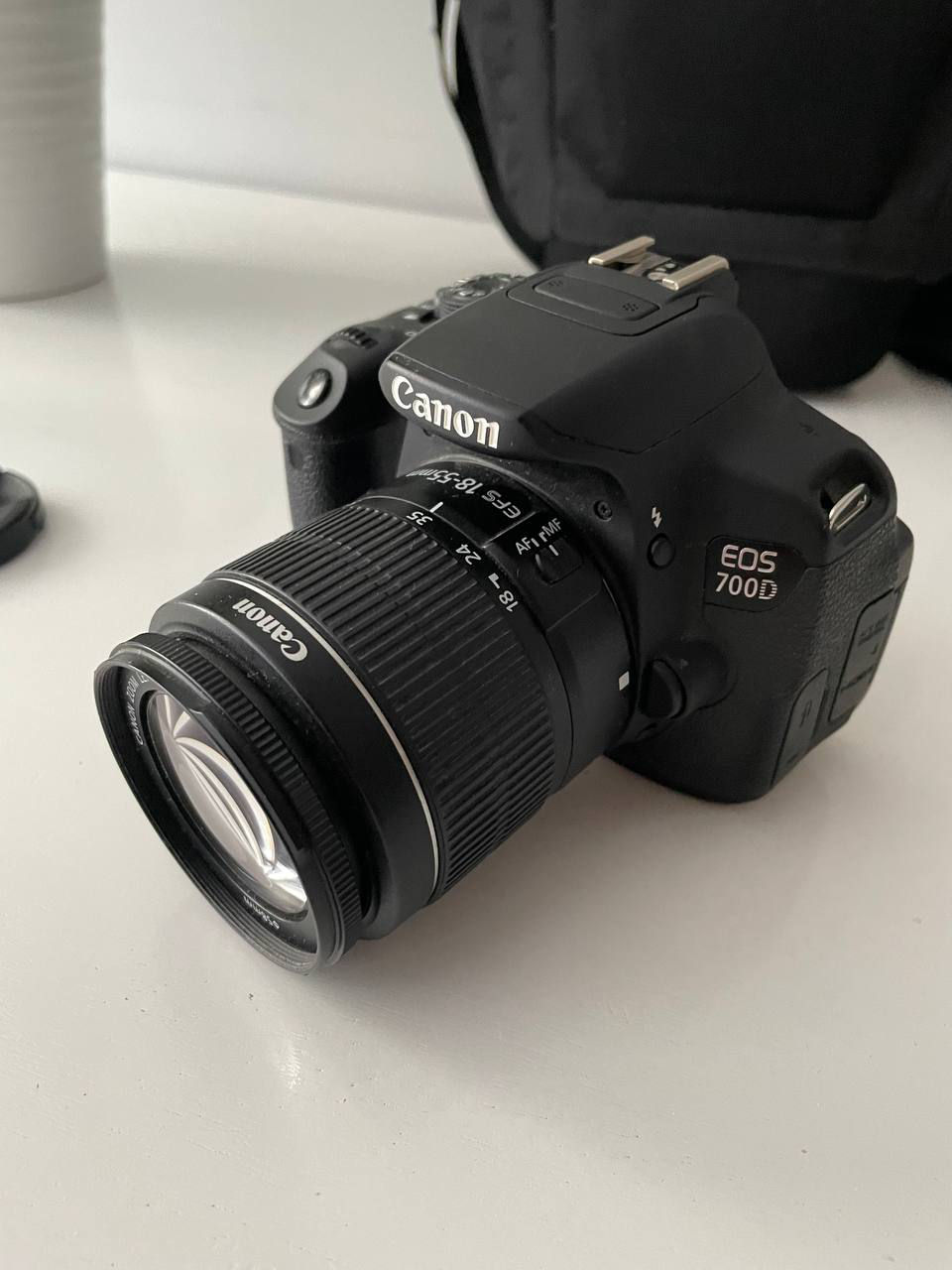 Vand Canon EOS 700D