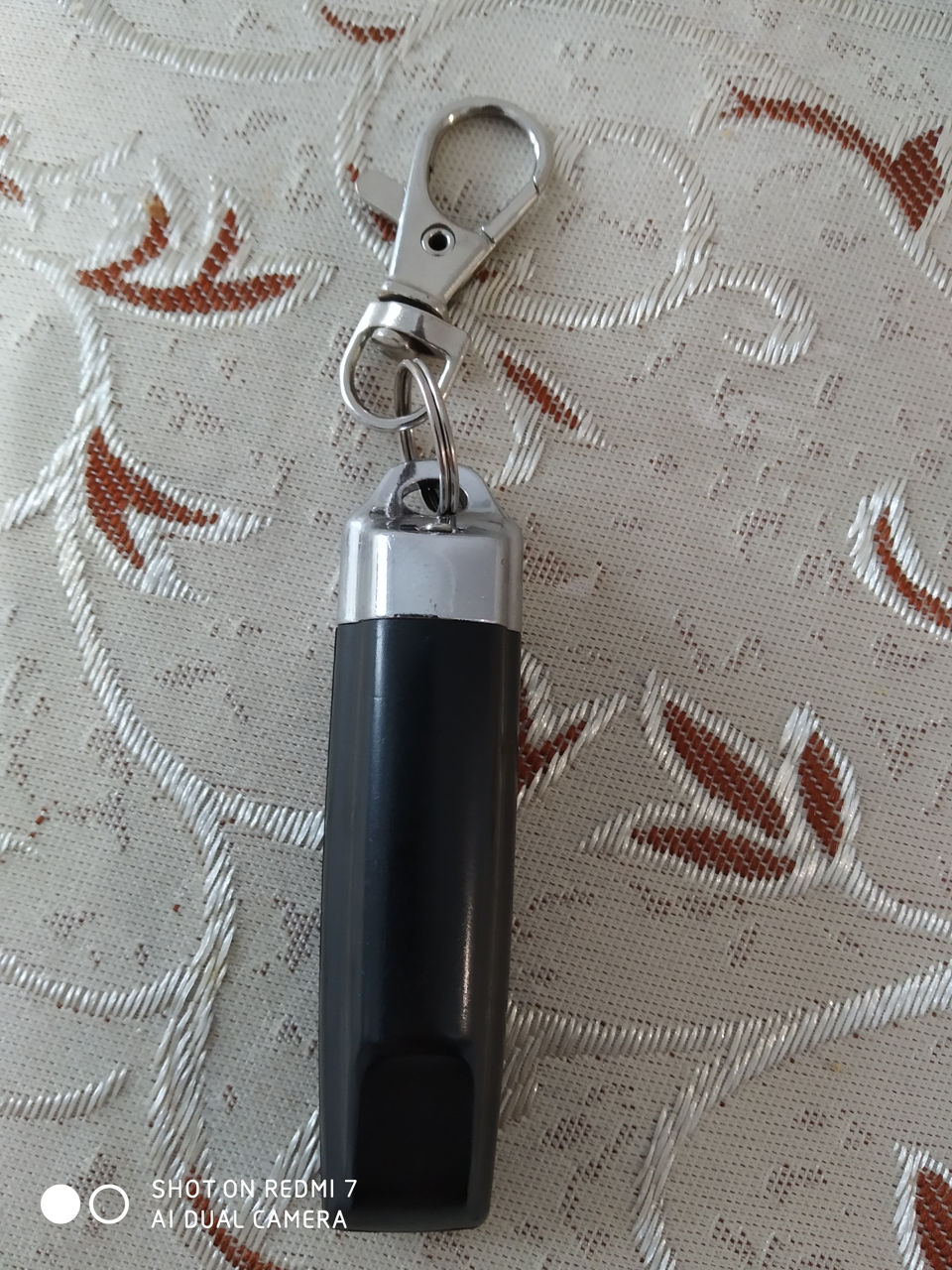 Vînd telecomanda pentru bariere, rolete.