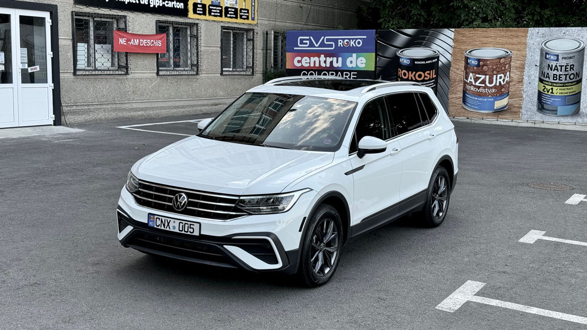 Volkswagen Tiguan an. 2022 cu rulaj 58000 km, Benzină, 23777