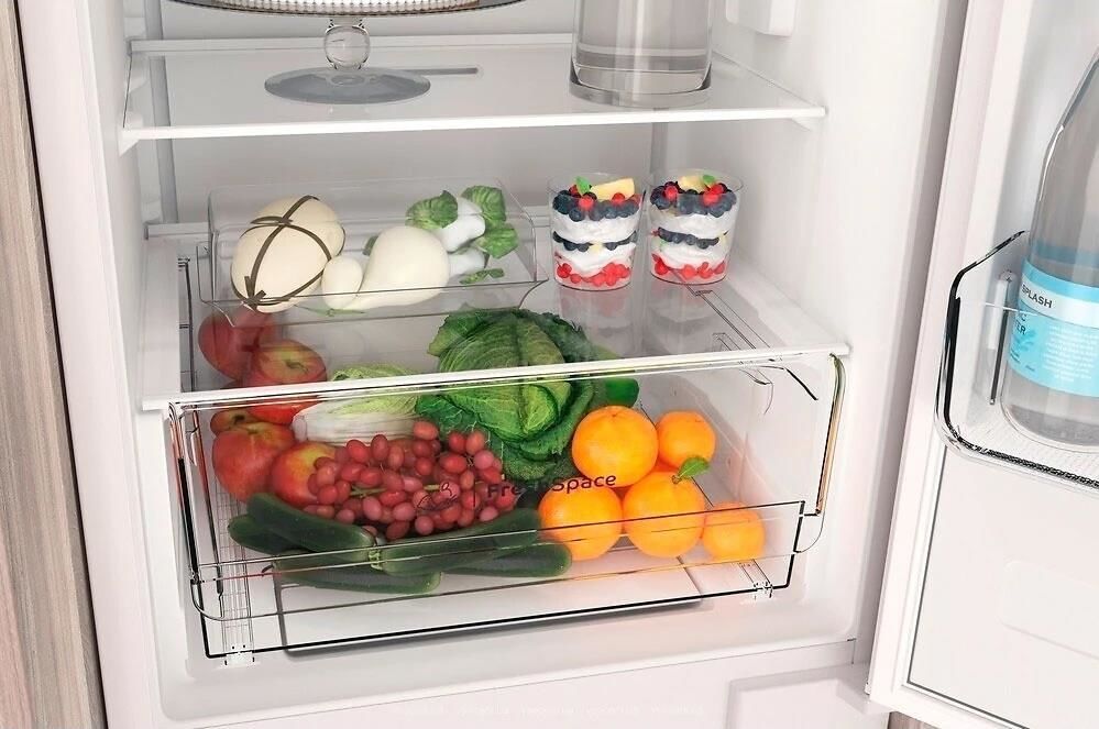 Frigider încorporabil Indesit INC18T311 cumpăra la preț mic în Chișinău ...