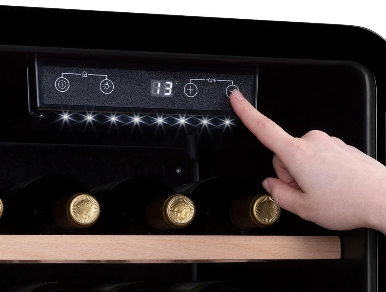 Frigider pentru vin Klarstein Vinetage 19 Uno 10035570 (Black) cumpăra ...