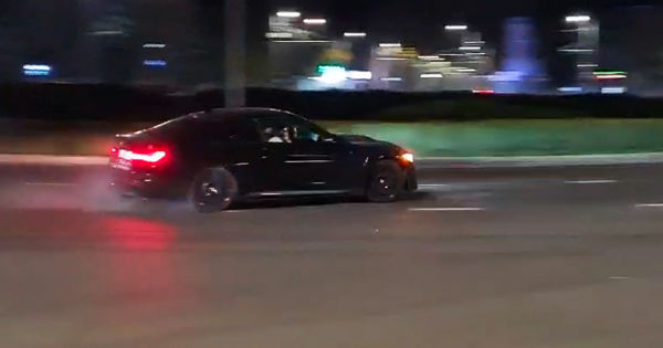 Drifturi nocturne în Capitală, efectuate de o mașină cu numere ucrainene