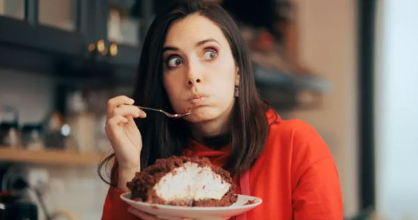Cinci trucuri care ne pot scăpa de dependențele alimentare Cinci trucuri care ne pot scăpa de dependențele alimentare