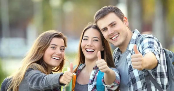 Voucherul cultural poate fi extins și pentru alte categorii de cetățeni