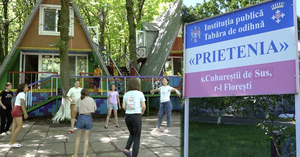 Fericire pentru copii: Tabăra din Cuhureștii de Sus s-a deschis