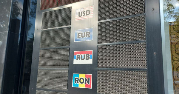 Curs valutar 17 mai 2023: Cât valorează un dolar și un euro